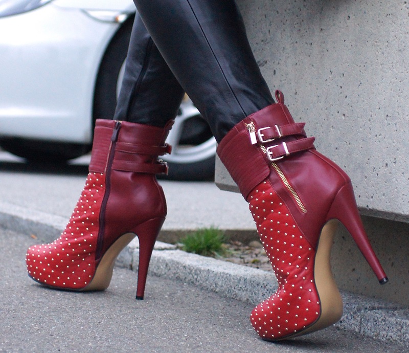 Myth: High Heels Are Bad for You | Zerxza